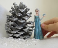 Disney Frozen Castle DIY: Perfect Small World Play for Frozen Movie Fans