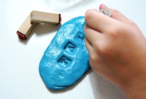 21 Silly Putty & Theraputty Activities – SensorySouk.com